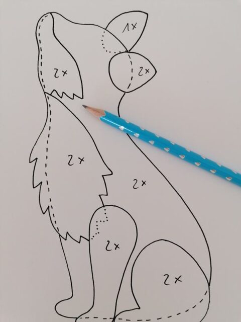 Fuchs im herbstlichen Garten – Fensterbild für Kinder